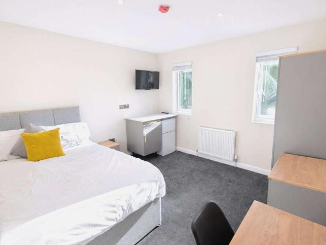 Room at The Brent, Dartford