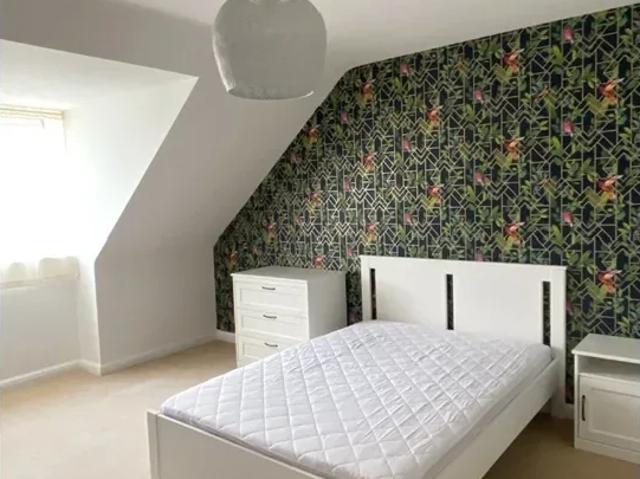 Room at The Butts, Worcester
