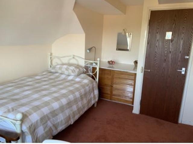 Room at The Crossways, Greater London