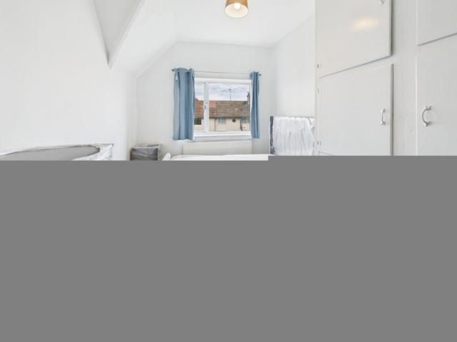 Room at The Crescent, Doncaster