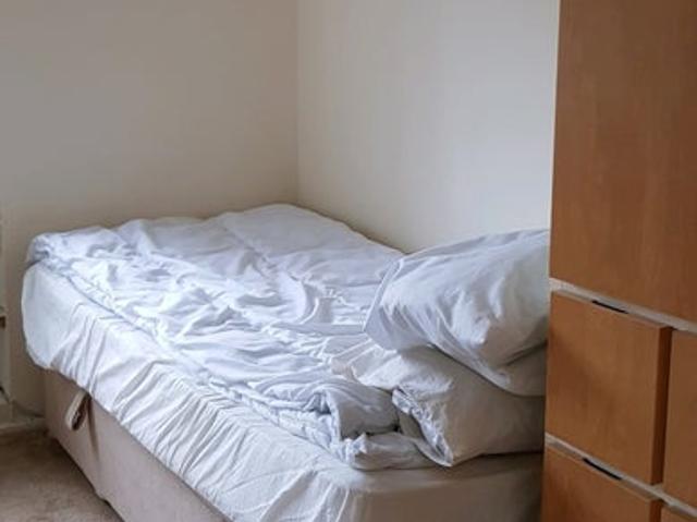 Room at The Downs, Harlow