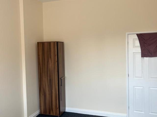 Room at The Fairway, Leicester