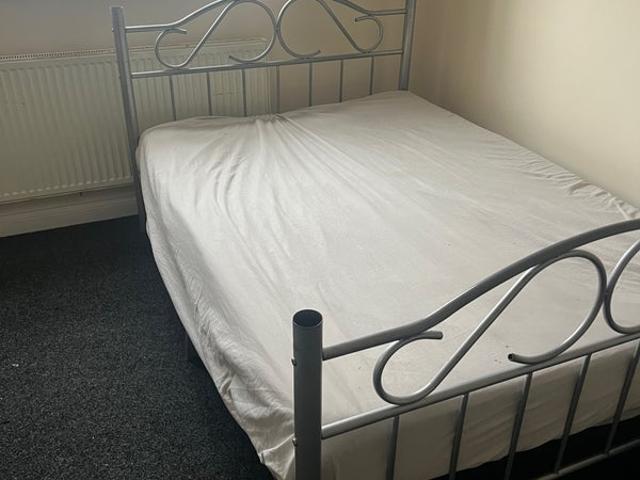 Room at The Fairway, Leicester