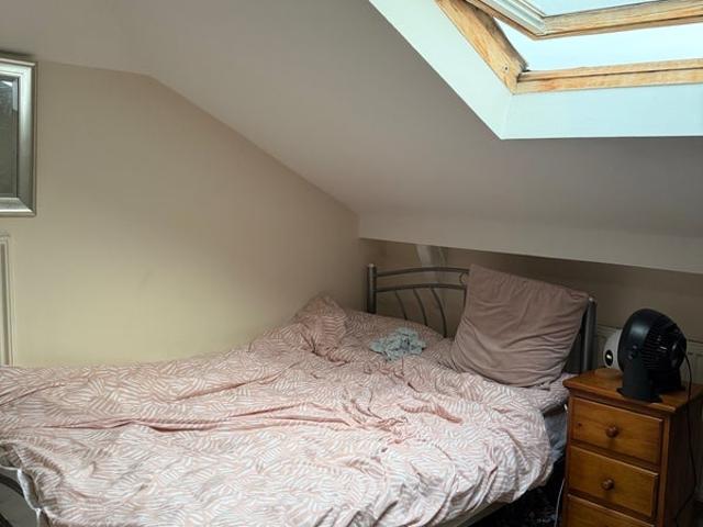Room at The Fosseway, Bristol