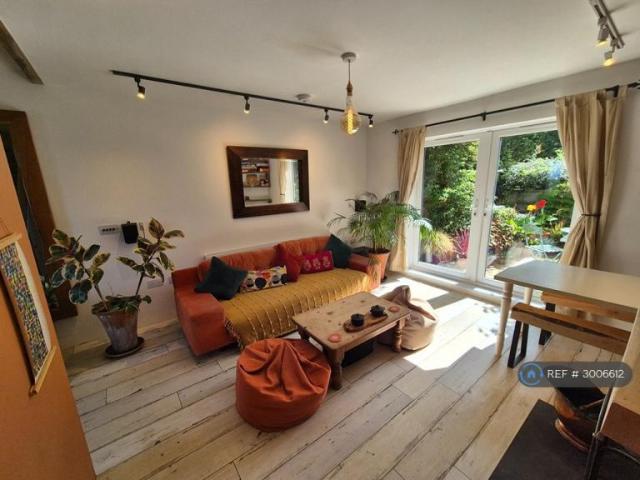 Room at The Gastons, Bristol