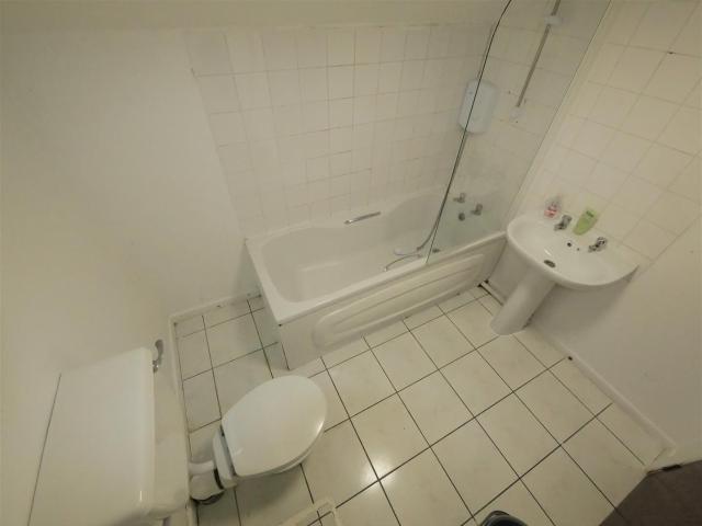 Room at The Mount, Ringwood