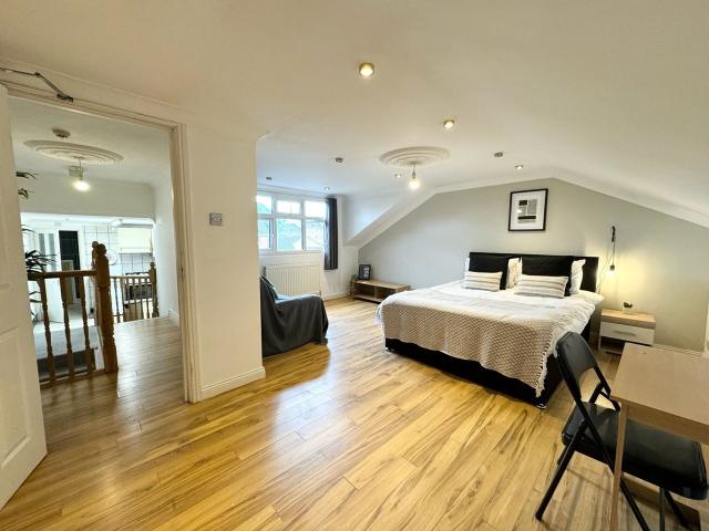Room at The Polygon, Southampton
