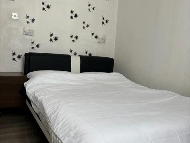 Room at The Shaftesburys, Greater London