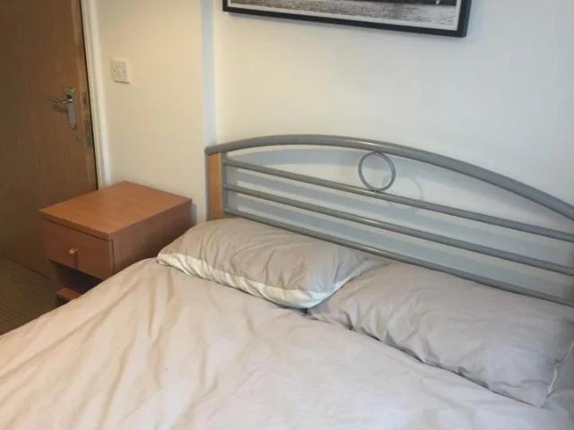 Room at The Sidings, Bedford