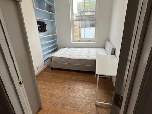 Room at Theobalds Road, Greater London