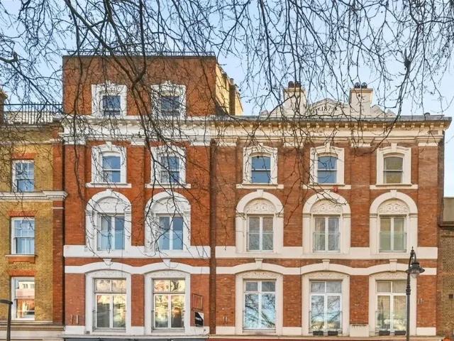Room at Theobalds Road, Greater London