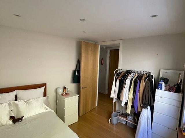 Room at Theberton Street, Greater London