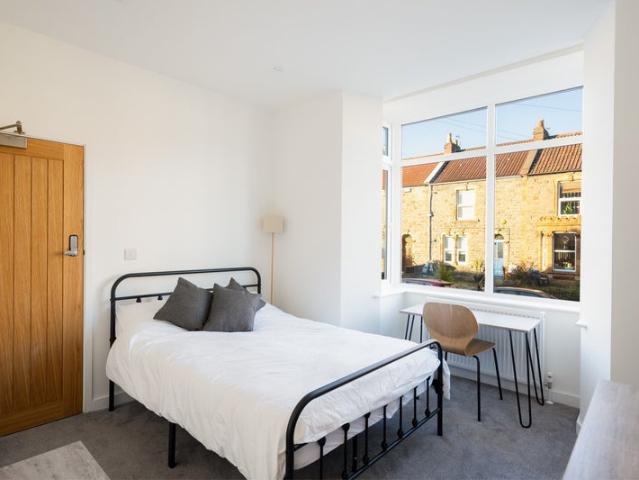 Room at Thicket Road, Bristol