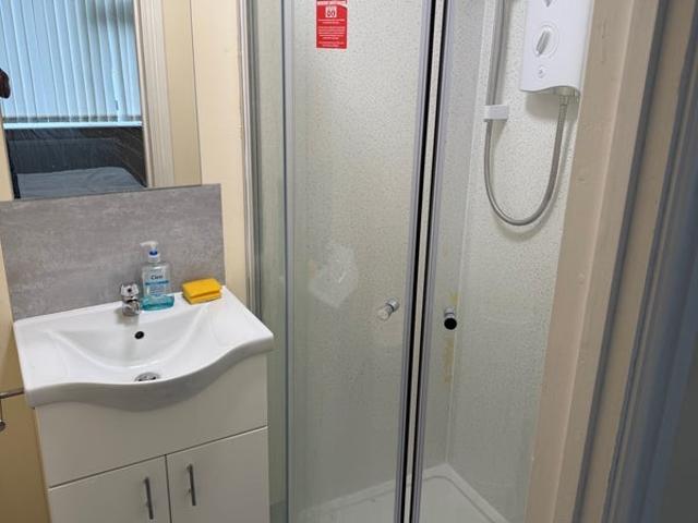 Room at Thirlmere Road, Bristol