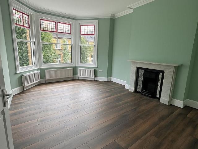 Room at Thistlewaite Road, Greater London