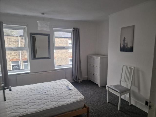 Room at Thoday Street, Cambridge