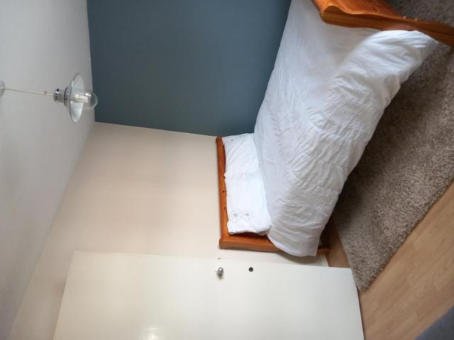 Room at Thorne Road, Greater London