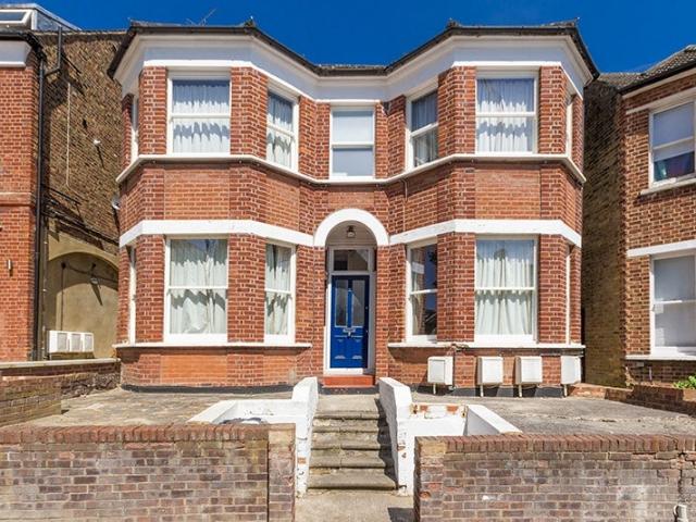 Room at Thornlaw Road, Greater London