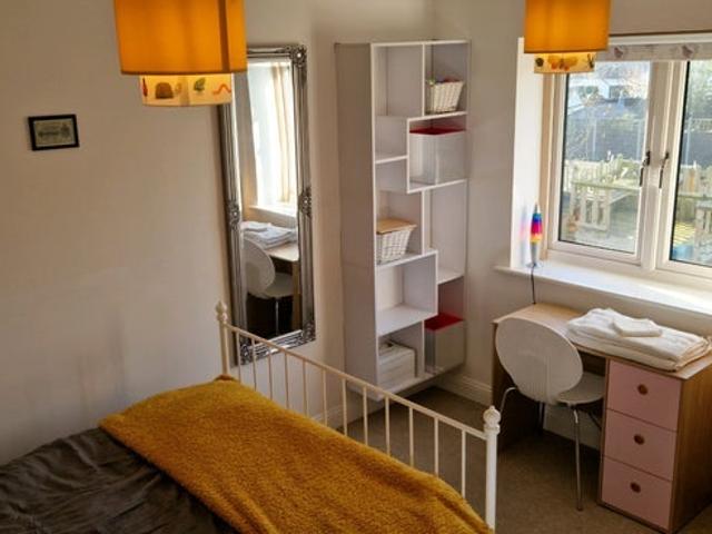Room at Thornmarsh Close, Harry Stoke