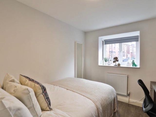 Room at Thornville Court, Leeds