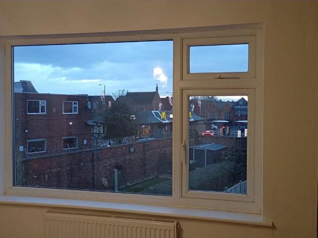Room at Thorpe End, Melton