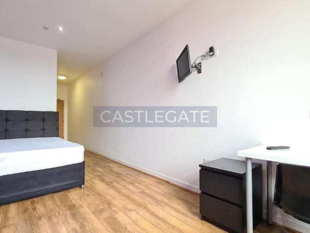 Apartment at Threadneedle Street, Kirklees