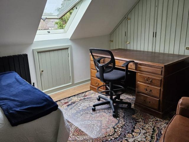 Room at Three Bridges Road, Crawley