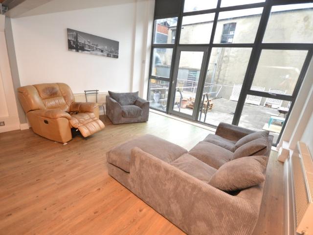 Room at Thurland Street, Nottingham