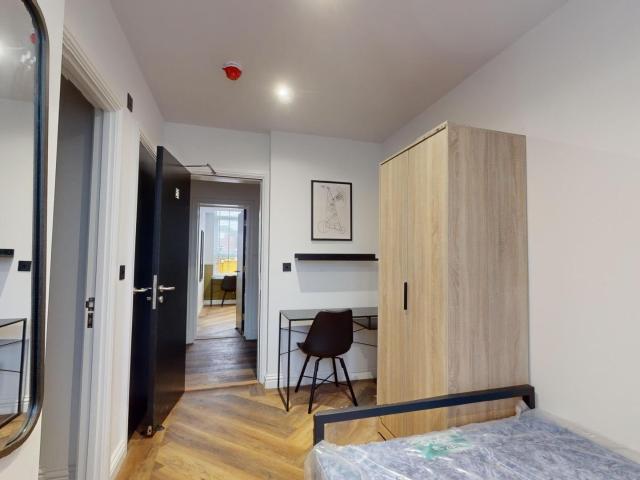 Room at Thurloe Street, Manchester