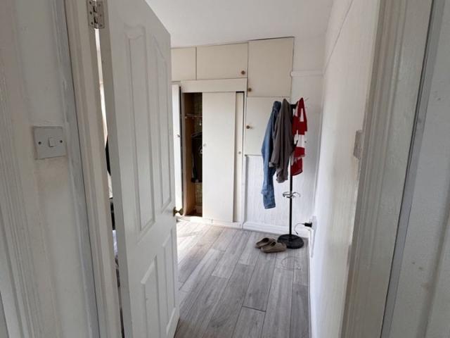 Room at Thurlow Gardens, Greater London