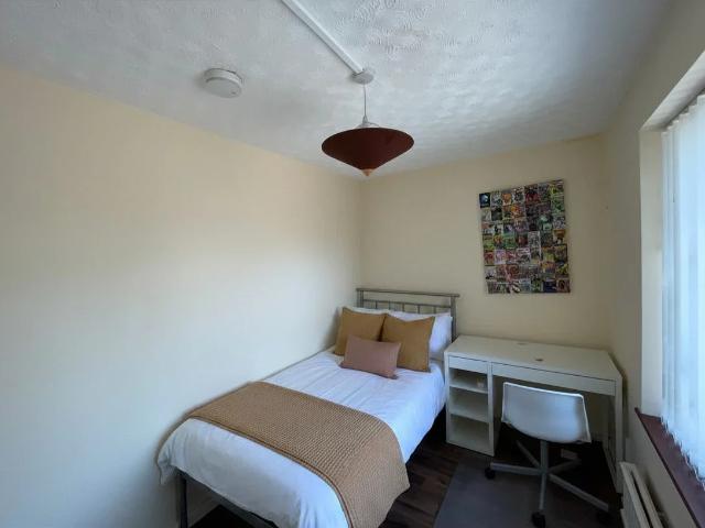 Room at Timmis Close, Wolverhampton