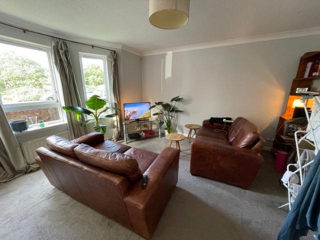 Room at Titwood Road, Glasgow