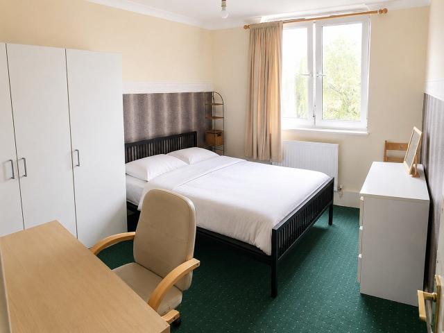 Room at Tiverton Road, London