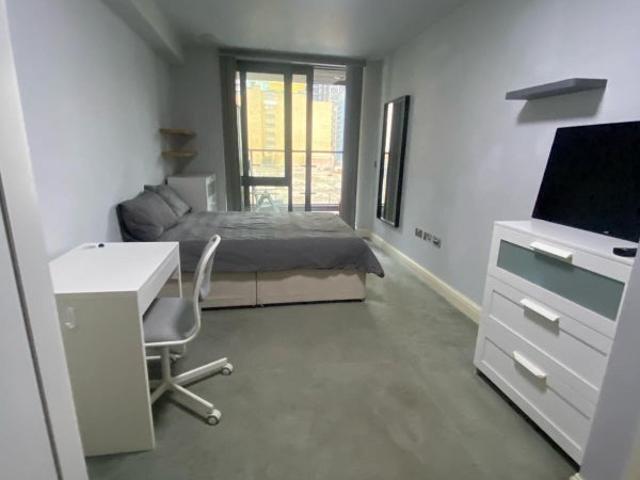 Room at Tobago Street, Greater London