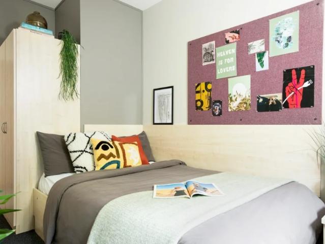 Room at Toby Lane, Greater London