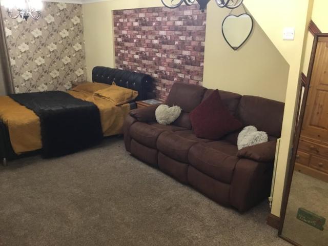 Room at Tollesbury Road, Maldon