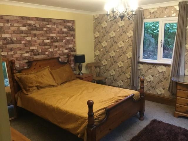 Room at Tollesbury Road, Maldon
