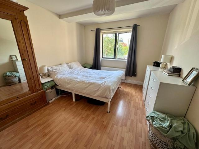 Room at Tollington Way, Greater London