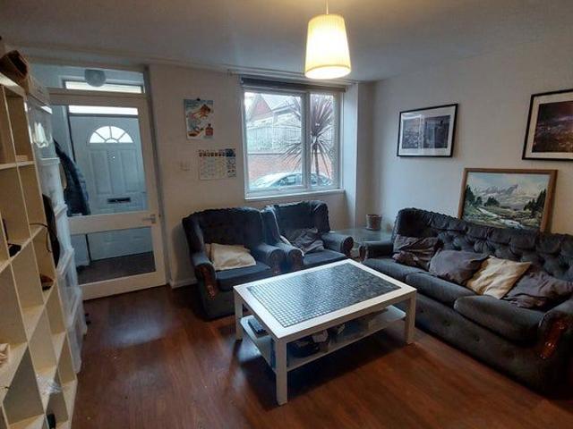 Room at Tolsford Road, Greater London