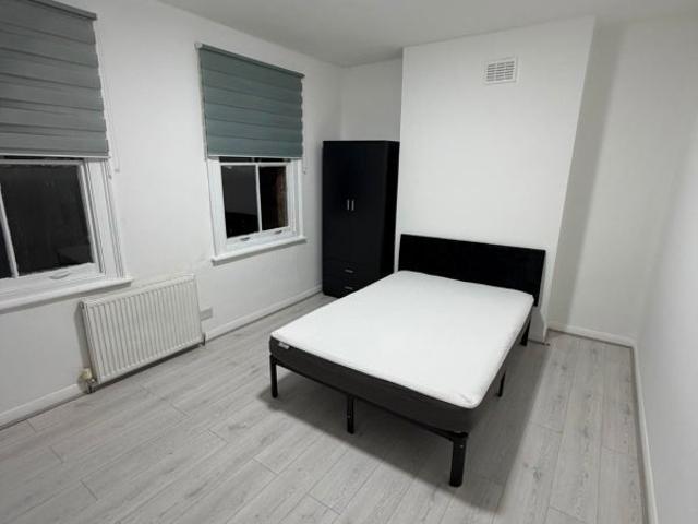 Room at Tormount Road, Greater London