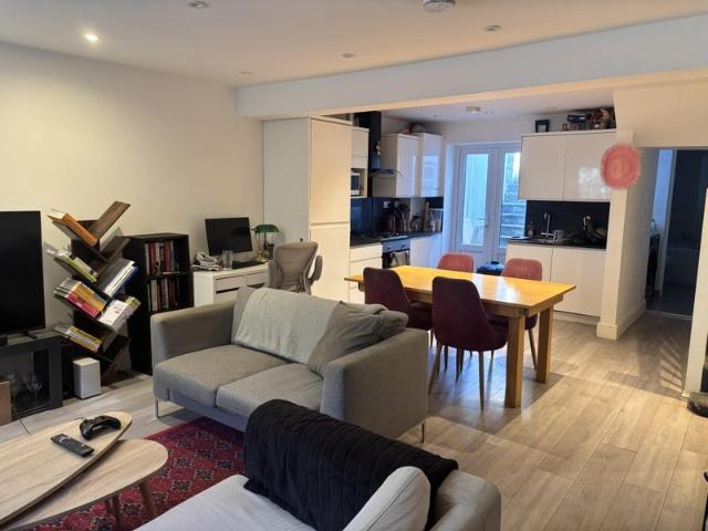 Room at Torriano Avenue, Greater London