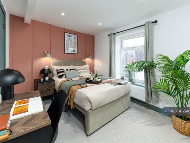 Room at Townend Street, Tameside