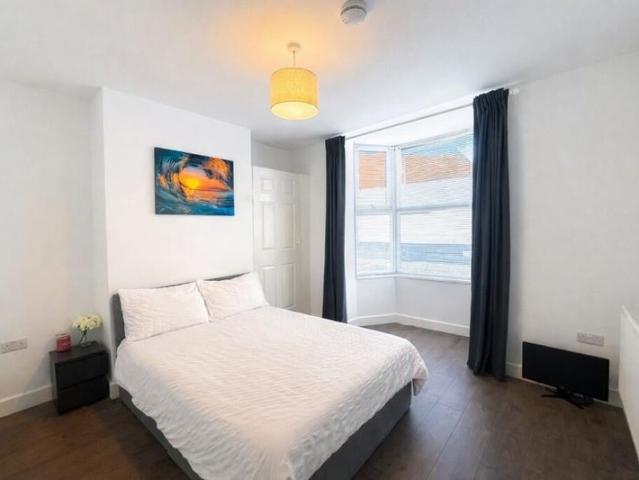Room at Tower Street, Boston