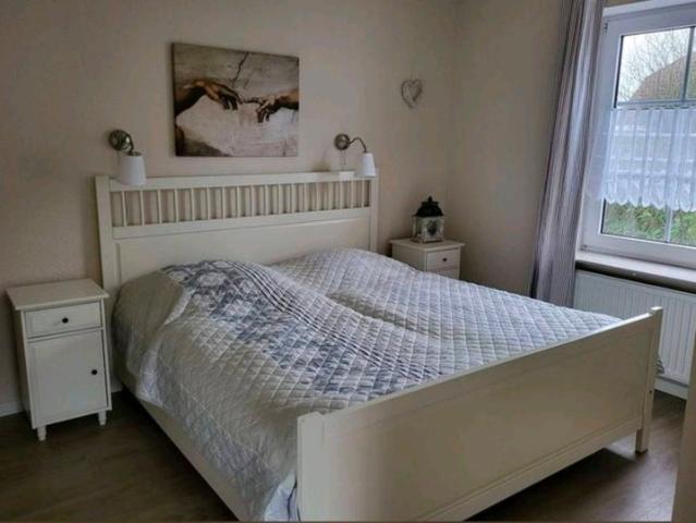 Room at Tower Street, Heywood