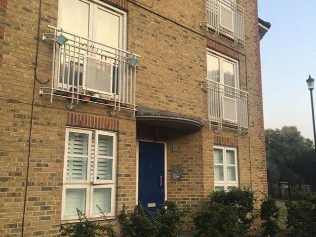 Room at Towpath Walk, Greater London