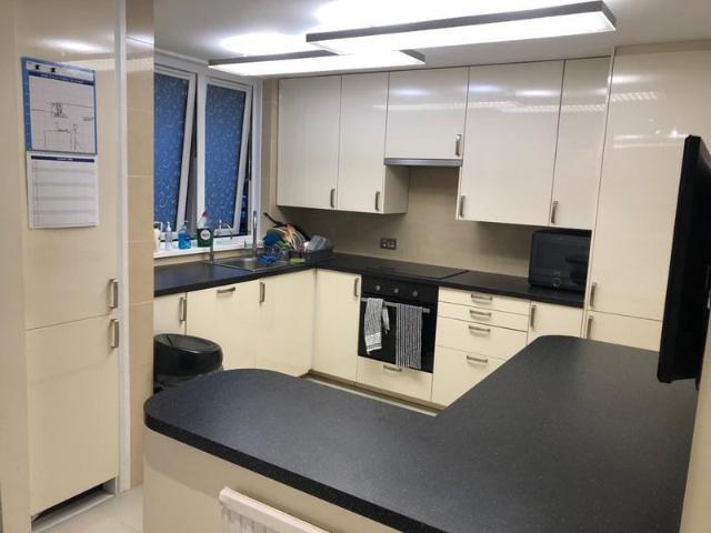Room at Tranton Road, Greater London