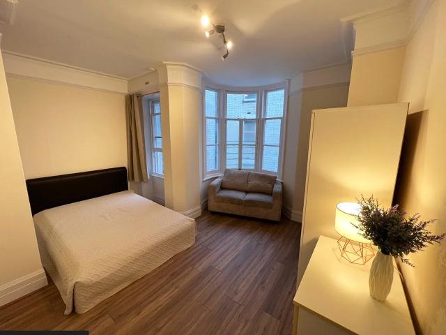 Room at Transept Street, City of Westminster