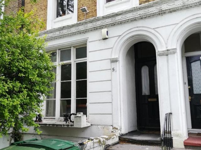 Room at Trafalgar Avenue, Greater London