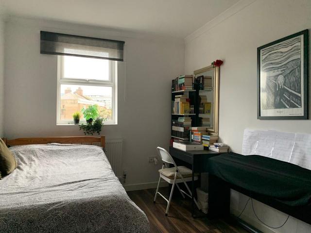 Room at Trafalgar Road, Greater London