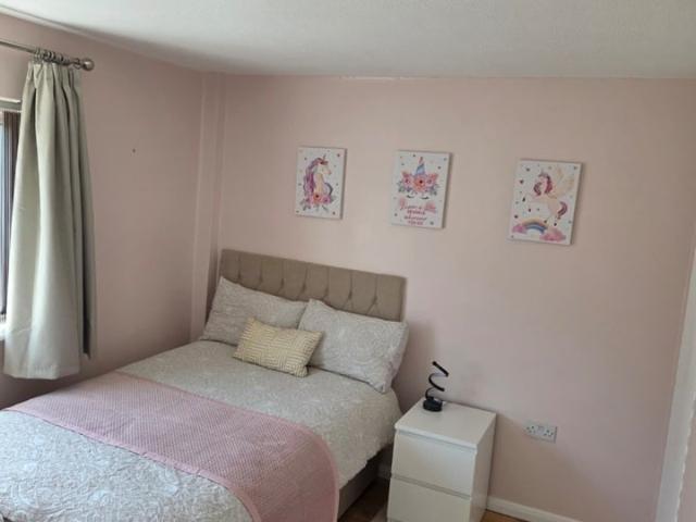 Room at Travellers Way, Greater London
